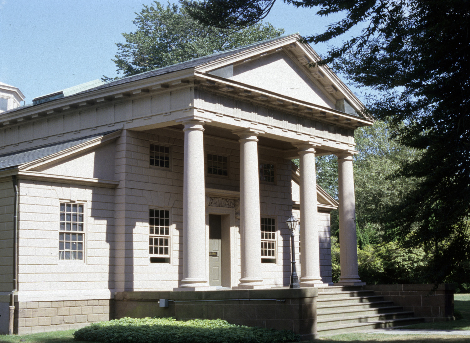 A Colonial-Era Masterwork by Peter Harrison in Newport: The Touro ...